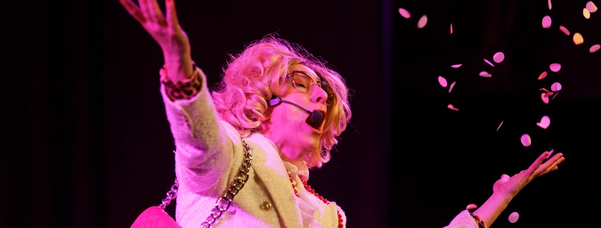 Le Live de Marie-Patrick - !changement d'heure! - Propulse